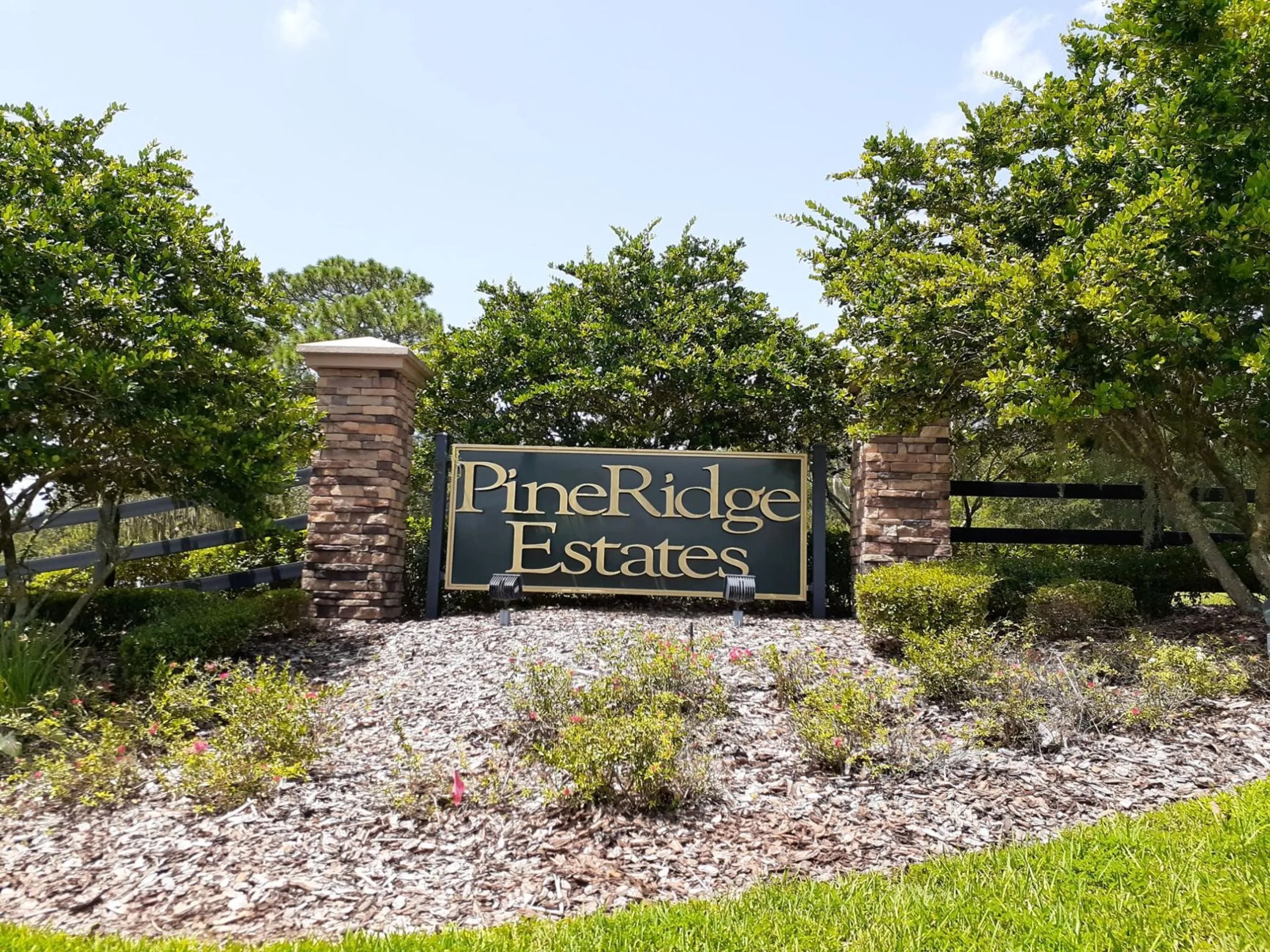 Pine Ridge Estates, BEVERLY HILLS, Adams Homes | Properties NEO