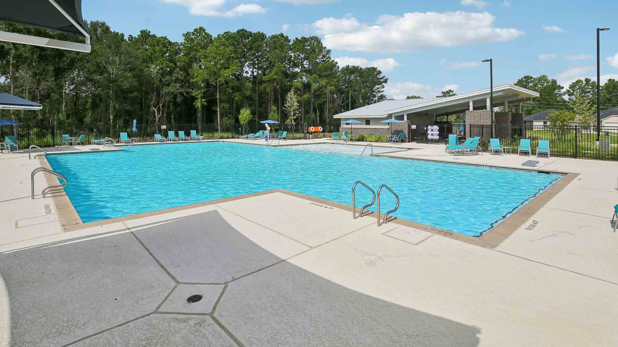 Grand Pines, Magnolia, DR Horton | Properties NEO