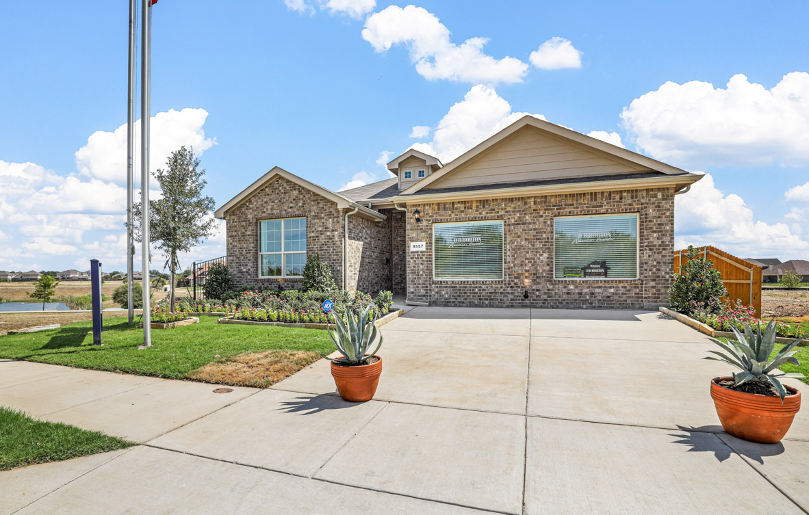 Summer Creek Ranch, Fort Worth, DR Horton | Properties NEO