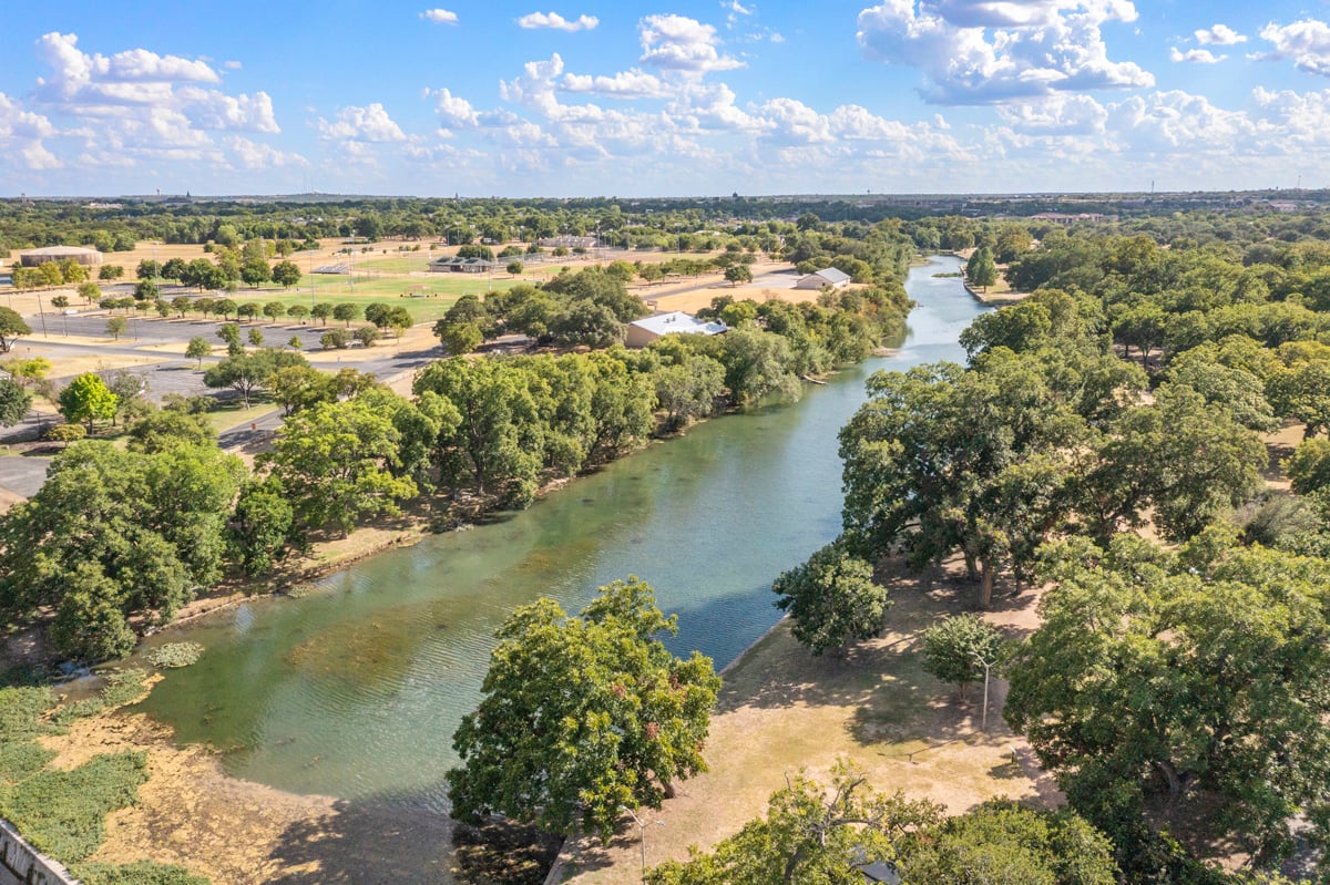 Retreat at San Gabriel, Georgetown, KB Home | Properties NEO