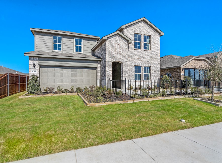 Liberty Trails, Justin, DR Horton | Properties NEO