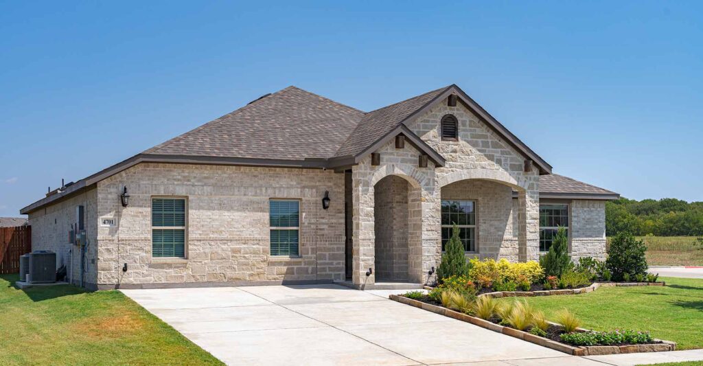 Sanger Circle, Sanger, Impression Homes | Properties NEO