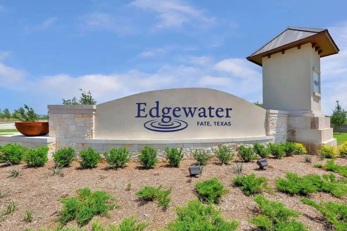 Edgewater, Fate, Grand Homes | Properties NEO
