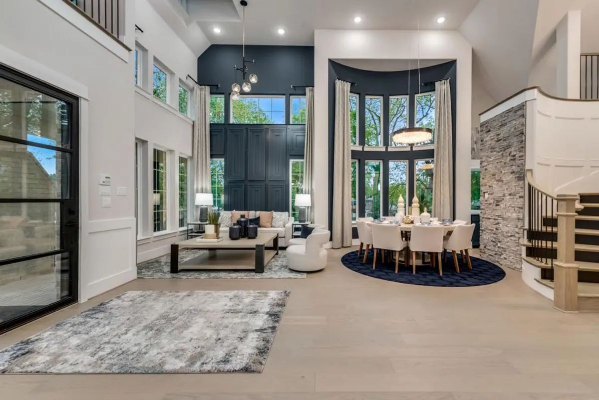 Lake Shore Village, Rowlett, Grand Homes | Properties NEO