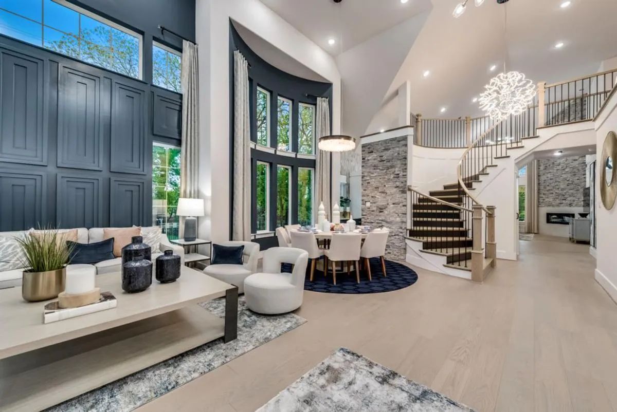 Lake Shore Village, Rowlett, Grand Homes | Properties NEO