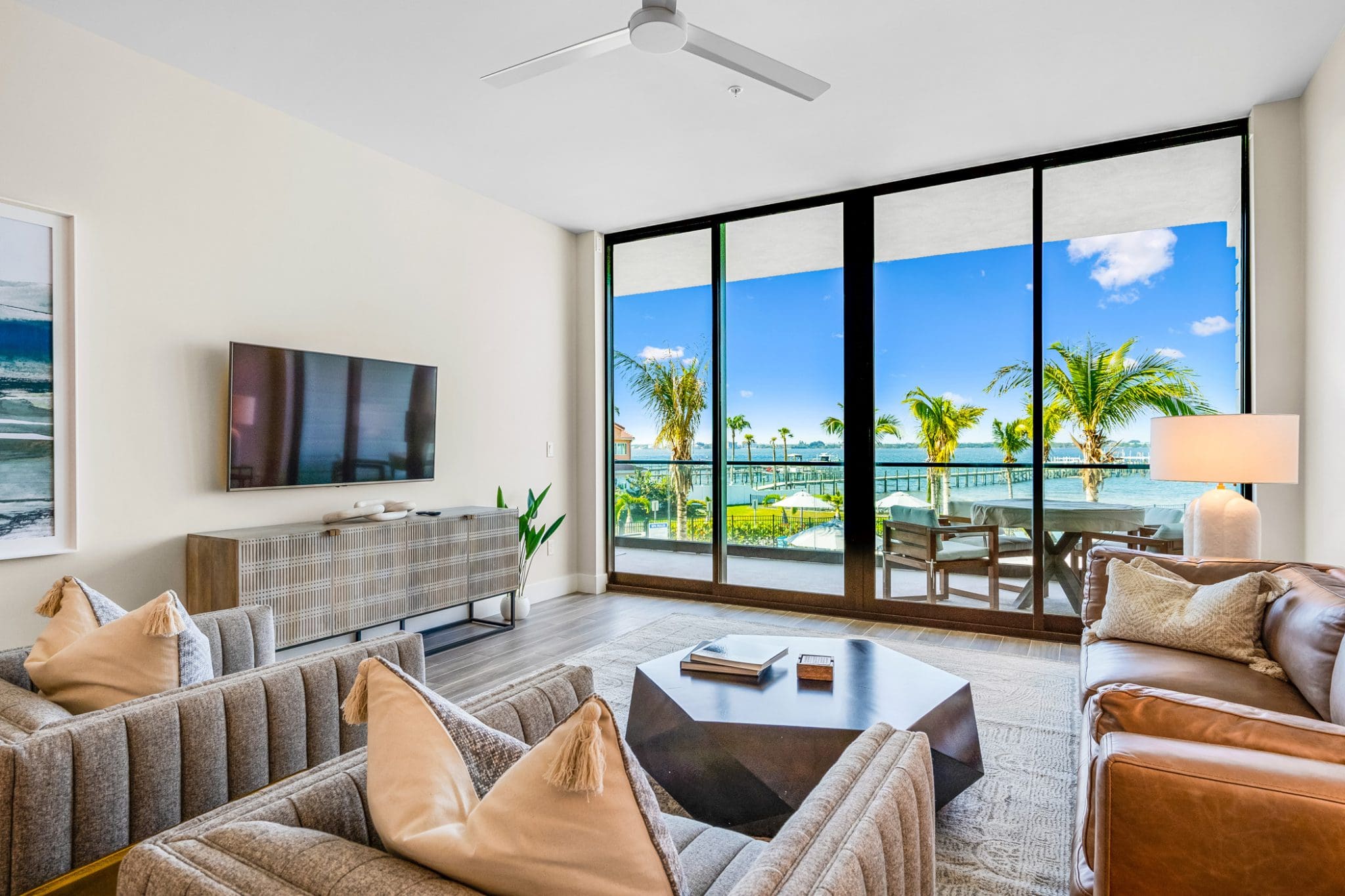 NEO | Harbor Island Beach Club | Baseline