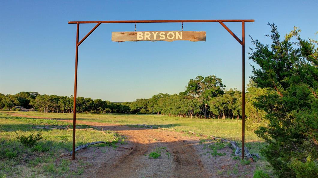 Bryson, Leander, Perry Homes | Properties NEO