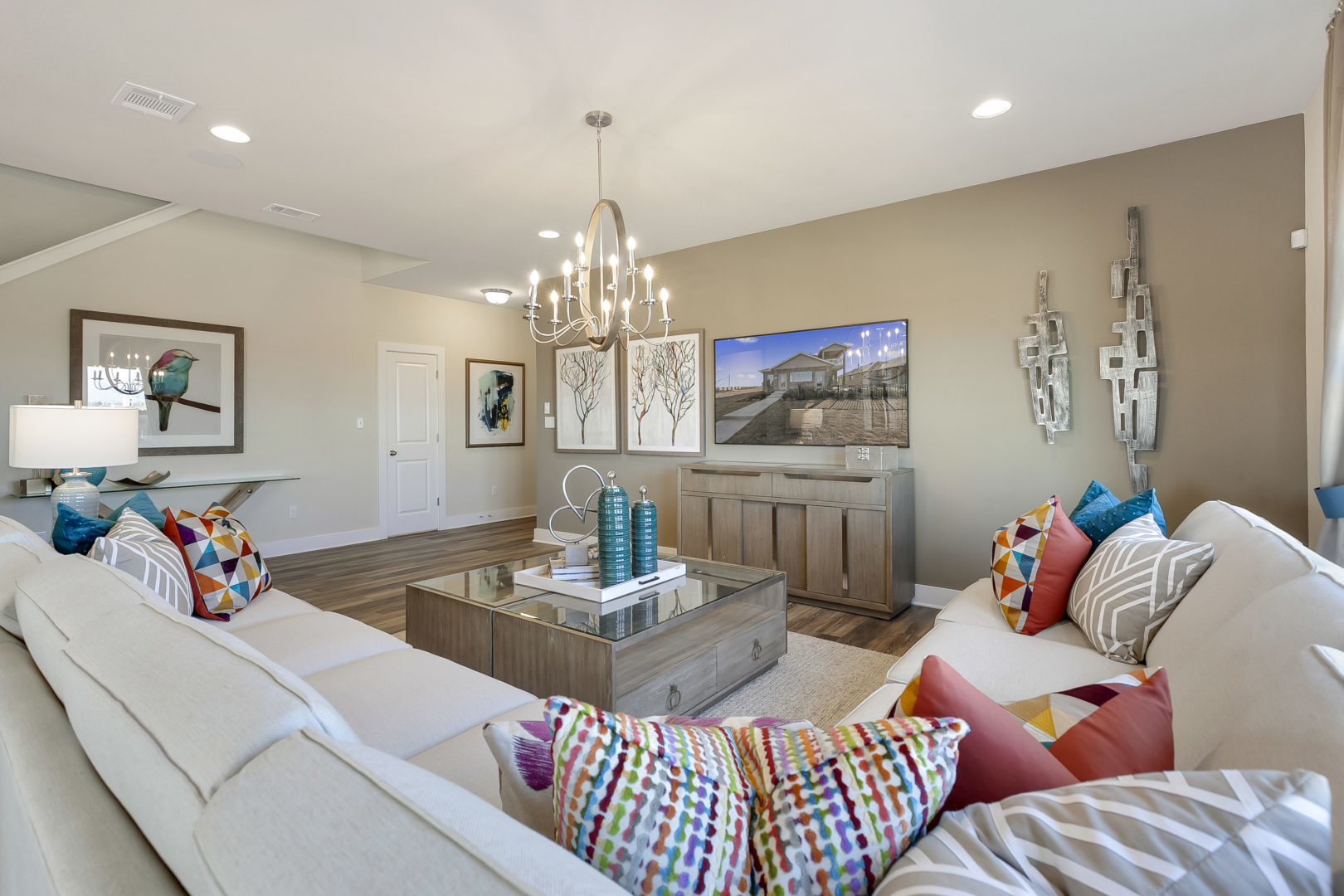 VILLAGE AT MANOR COMMONS, Manor, Pacesetter Homes | Properties NEO