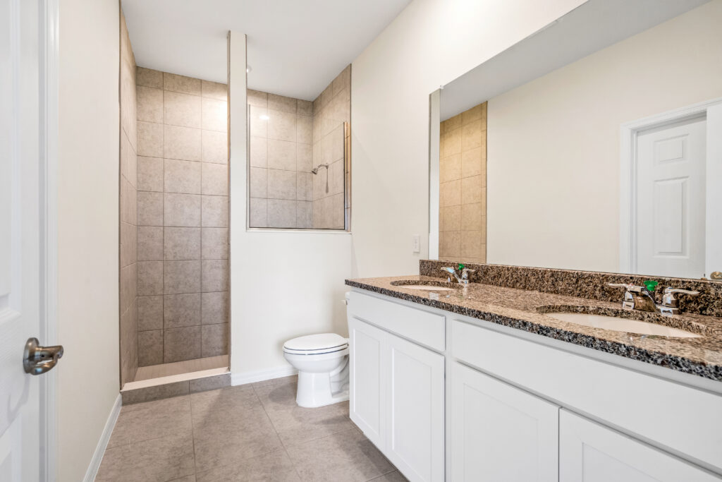Holiday Builders, Lake Alfred, Florida | Properties NEO
