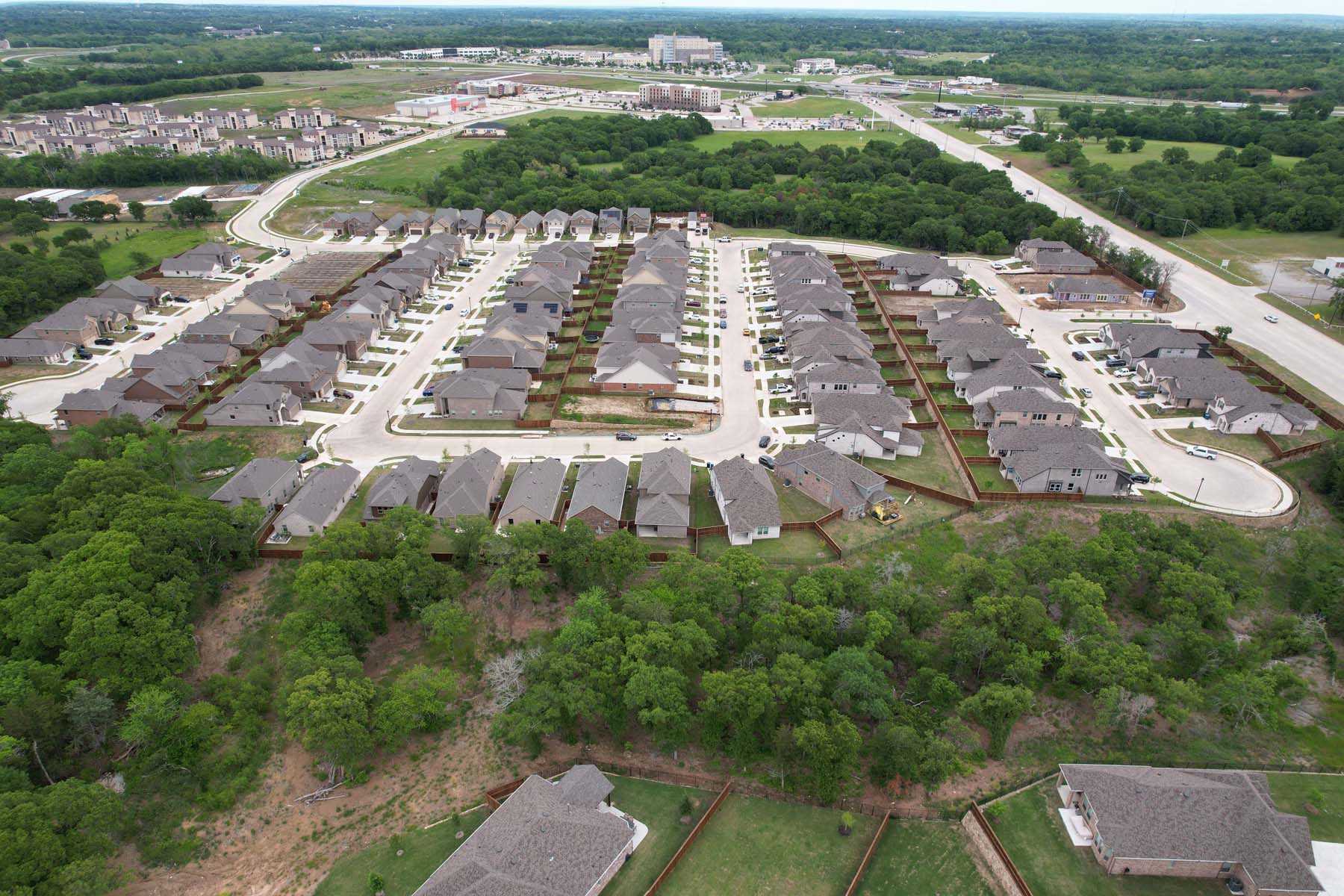 Gateway Village - The Reserve, Denison, Highland Homes | Properties NEO