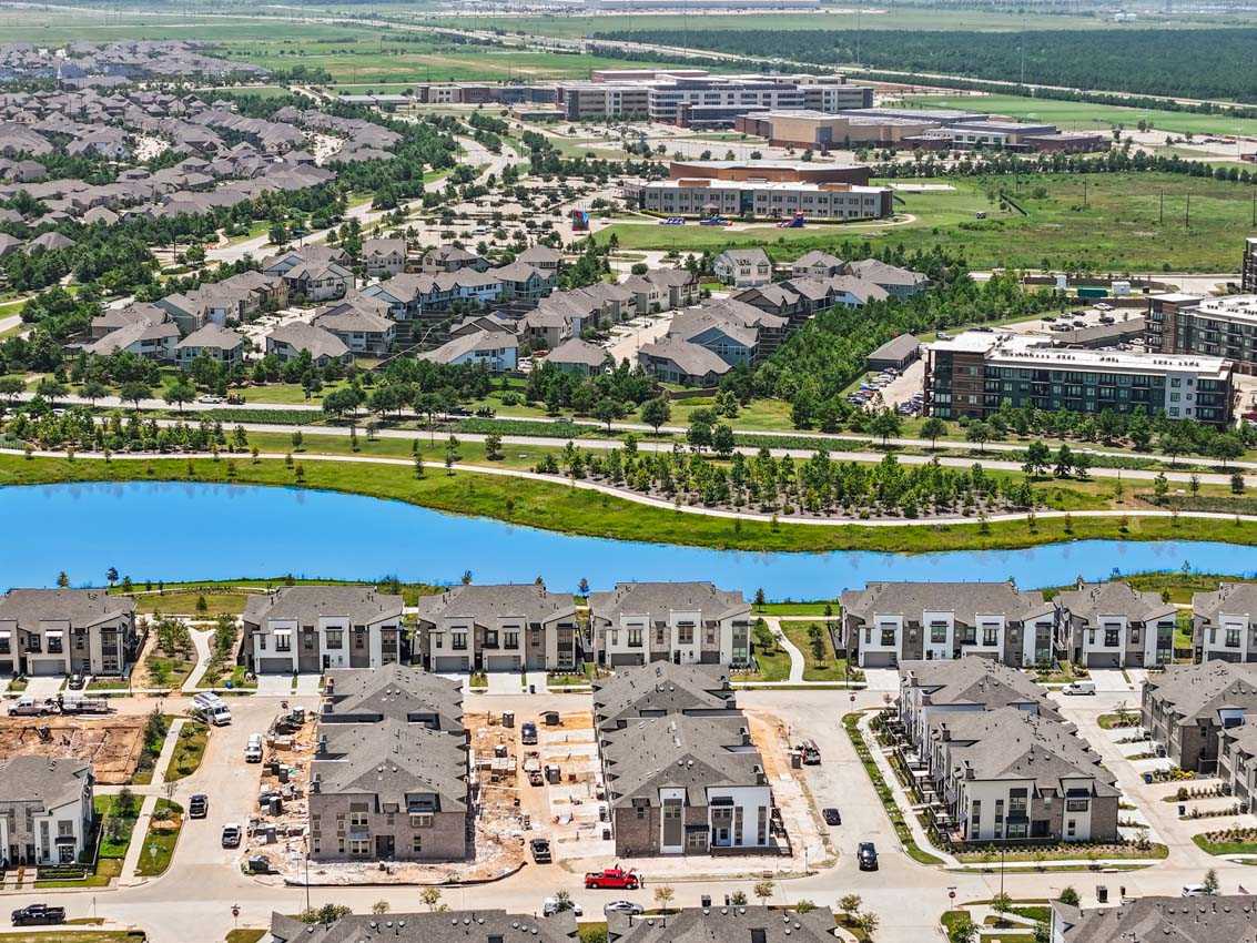 Bridgeland Central, Cypress, Highland Homes | Properties NEO